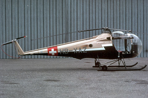 HB-XAZ B2 by swissheli.com