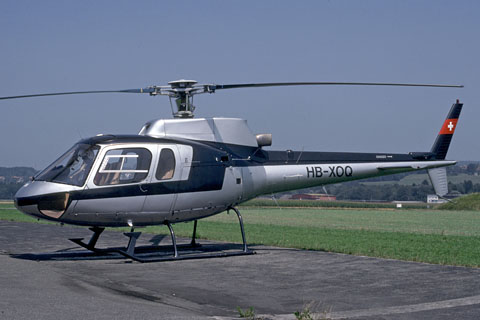 HB-XOQ AS350B by SwissHeli.com