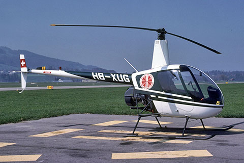 HB-XUG R22B by swissheli.com