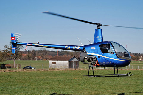 HB-ZHB R22B by swissheli.com