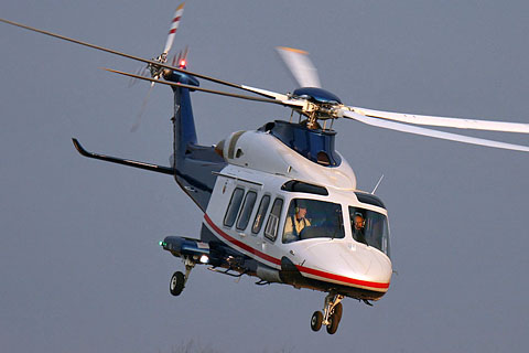 HB-ZJI AW139 by swissheli.com