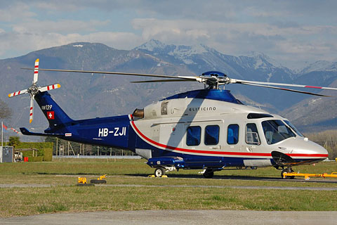 HB-ZJI AW139 by swissheli.com