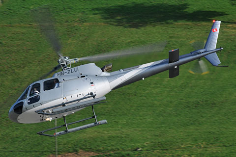 HB-ZLU AS350B3e by swissheli.com